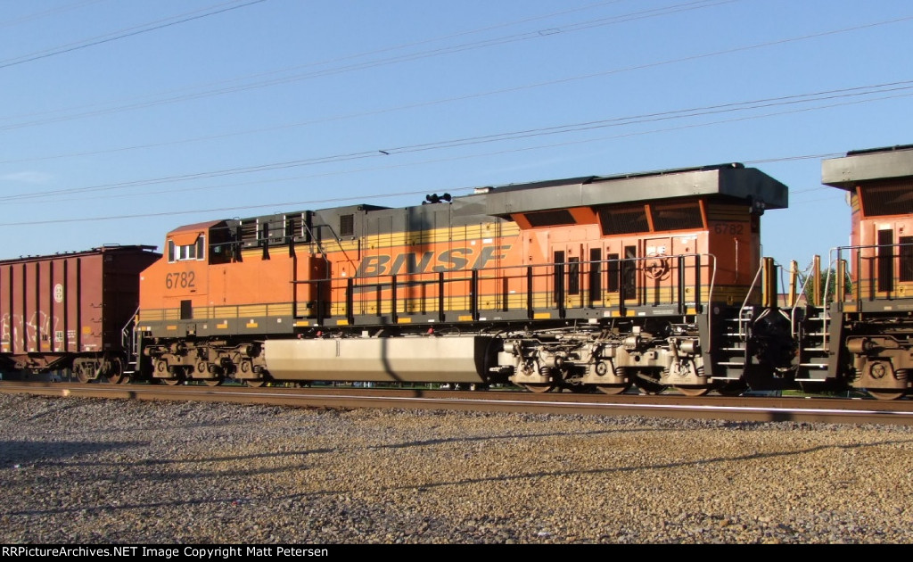 BNSF 6782